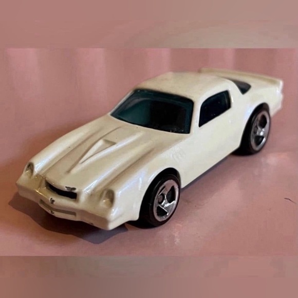 Fascinating Hot Wheels White Camaro Photos